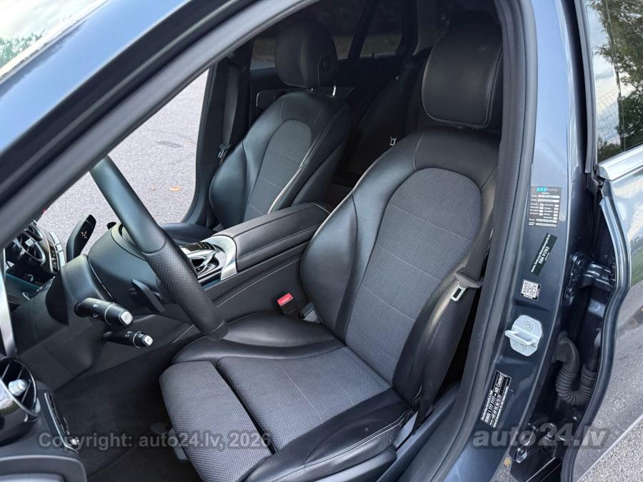 Pelēks Mercedes-Benz C-Class 2015 Tartu, ar dzinēja tilpumu 2.10 L un nobraukumu 234 tūkst. km par 11900 €, foto 9 vietnē AUTOMOTO.COM.LV