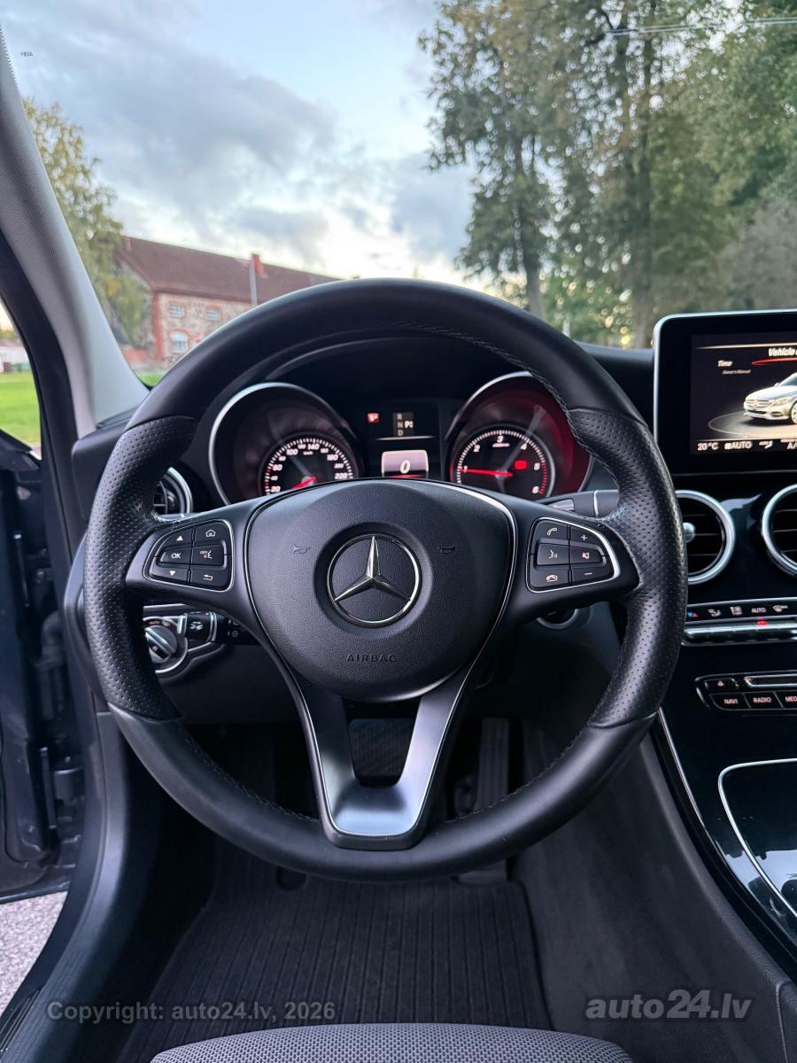 Pelēks Mercedes-Benz C-Class 2015 Tartu, ar dzinēja tilpumu 2.10 L un nobraukumu 234 tūkst. km par 11900 €, foto 12 vietnē AUTOMOTO.COM.LV