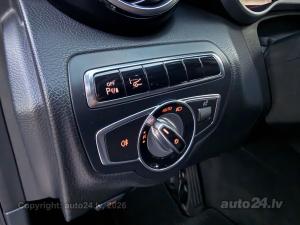 Pelēks Mercedes-Benz C-Class 2015 Tartu, ar dzinēja tilpumu 2.10 L un nobraukumu 234 tūkst. km par 11900 €, foto 16 vietnē AUTOMOTO.COM.LV