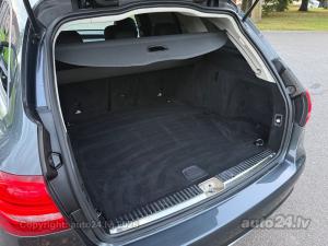 Pelēks Mercedes-Benz C-Class 2015 Tartu, ar dzinēja tilpumu 2.10 L un nobraukumu 234 tūkst. km par 11900 €, foto 23 vietnē AUTOMOTO.COM.LV