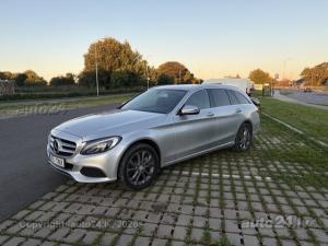 Серый Мерседес Ц-Класс 2015 в Таллин, объемом двигателя 2.10 л и пробегом 317 тыс. км за 15000 €, фото 3 на AUTOMOTO.COM.LV