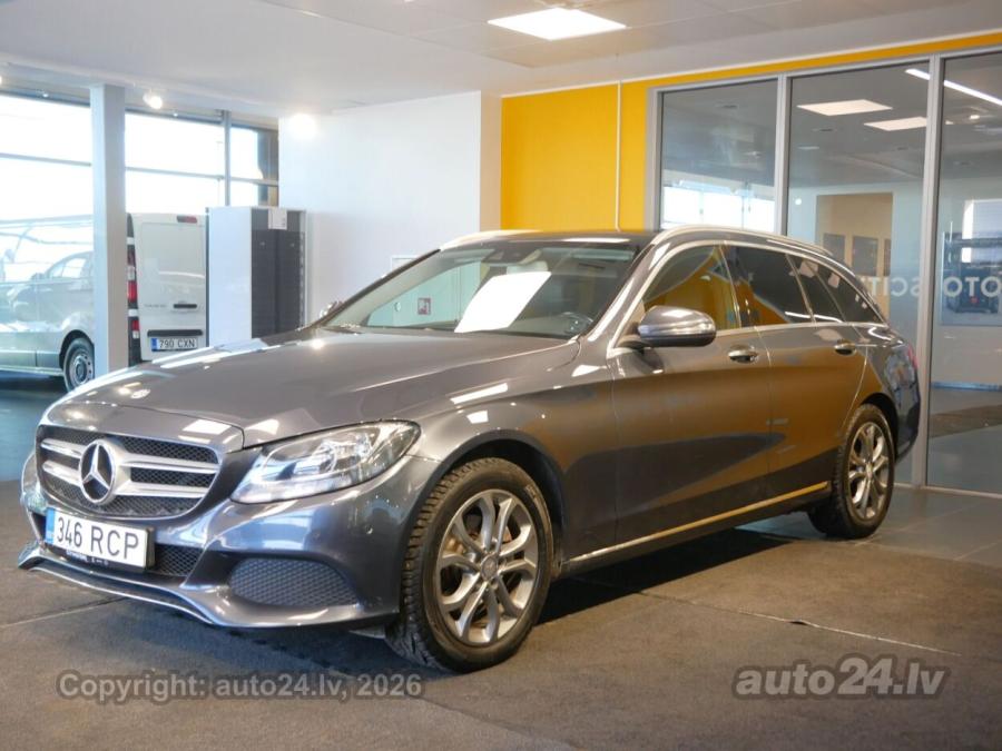 Grey Mercedes-Benz C-Class 2016 in Tallinn, with an engine capacity of 2.10 L and mileage of 307 thousand km for 12990 €, photo 5 on AUTOMOTO.COM.LV