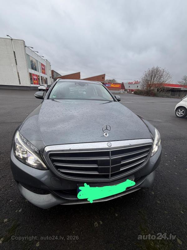Grey Mercedes-Benz C-Class 2016 in Riga, with an engine capacity of 2.20 L and mileage of 300 thousand km for 13000 €, photo 1 on AUTOMOTO.COM.LV