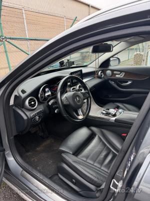Pelēks Mercedes-Benz C-Class 2016 Rīga, ar dzinēja tilpumu 2.20 L un nobraukumu 300 tūkst. km par 13000 €, foto 4 vietnē AUTOMOTO.COM.LV
