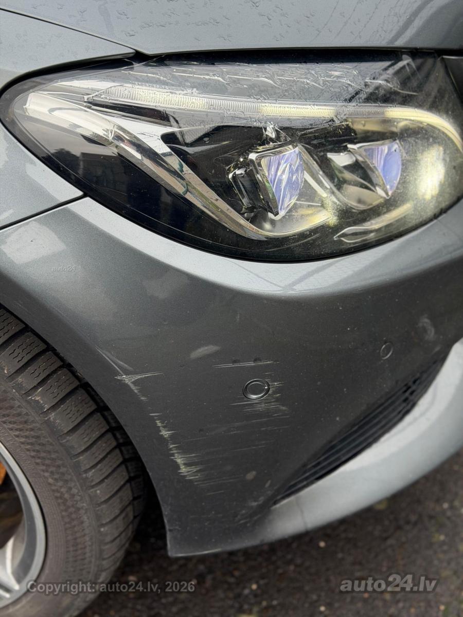 Pelēks Mercedes-Benz C-Class 2016 Rīga, ar dzinēja tilpumu 2.20 L un nobraukumu 300 tūkst. km par 13000 €, foto 5 vietnē AUTOMOTO.COM.LV