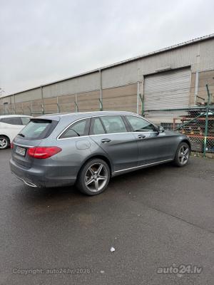 Pelēks Mercedes-Benz C-Class 2016 Rīga, ar dzinēja tilpumu 2.20 L un nobraukumu 300 tūkst. km par 13000 €, foto 6 vietnē AUTOMOTO.COM.LV