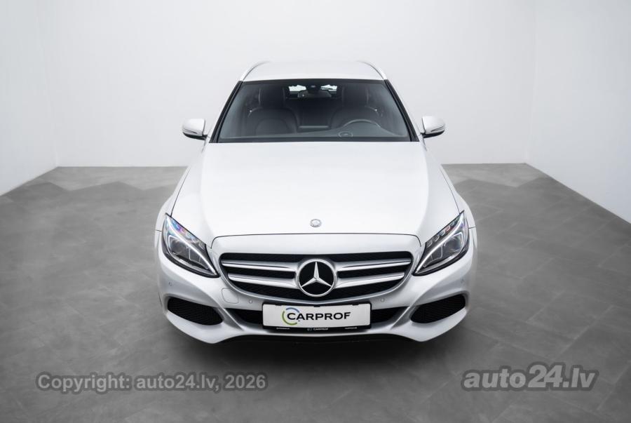 Pelēks Mercedes-Benz C-Class 2016 Tallina, ar dzinēja tilpumu 2.10 L un nobraukumu 186 tūkst. km par 12499 €, foto 3 vietnē AUTOMOTO.COM.LV