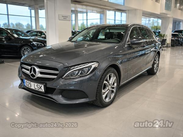 Pelēks Mercedes-Benz C-Class 2016 Tallina, ar dzinēja tilpumu 2.00 L un nobraukumu 203 tūkst. km par 13500 €, foto 1 vietnē AUTOMOTO.COM.LV