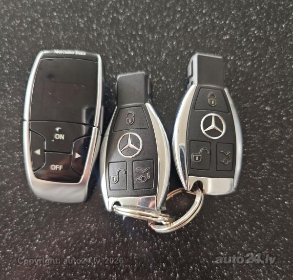 Pelēks Mercedes-Benz C-Class 2016 Tallina, ar dzinēja tilpumu 2.00 L un nobraukumu 203 tūkst. km par 13500 €, foto 4 vietnē AUTOMOTO.COM.LV