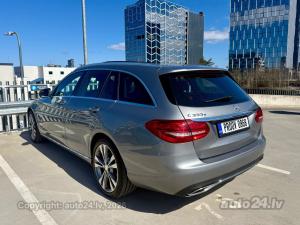 Pelēks Mercedes-Benz C-Class 2016 Tallina, ar dzinēja tilpumu 2.00 L un nobraukumu 130 tūkst. km par 14990 €, foto 8 vietnē AUTOMOTO.COM.LV