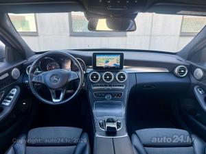 Pelēks Mercedes-Benz C-Class 2016 Tallina, ar dzinēja tilpumu 2.00 L un nobraukumu 130 tūkst. km par 14990 €, foto 13 vietnē AUTOMOTO.COM.LV