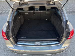 Pelēks Mercedes-Benz C-Class 2016 Tallina, ar dzinēja tilpumu 2.00 L un nobraukumu 130 tūkst. km par 14990 €, foto 16 vietnē AUTOMOTO.COM.LV