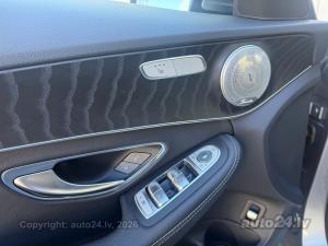 Pelēks Mercedes-Benz C-Class 2016 Tallina, ar dzinēja tilpumu 2.00 L un nobraukumu 130 tūkst. km par 14990 €, foto 23 vietnē AUTOMOTO.COM.LV