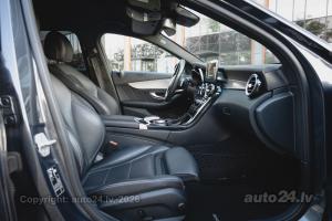 Pelēks Mercedes-Benz C-Class 2016 Tartu, ar dzinēja tilpumu 2.10 L un nobraukumu 213 tūkst. km par 13500 €, foto 17 vietnē AUTOMOTO.COM.LV