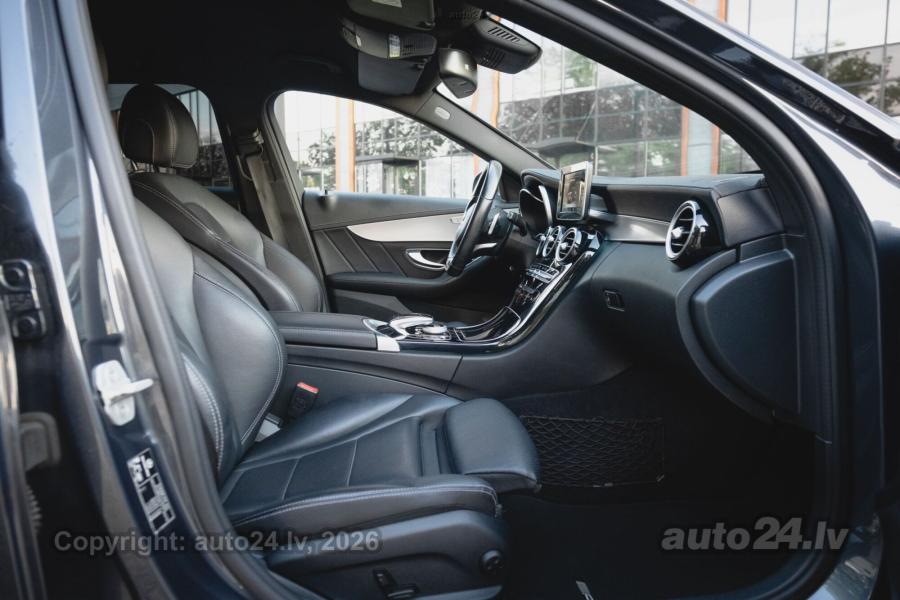 Pelēks Mercedes-Benz C-Class 2016 Tartu, ar dzinēja tilpumu 2.10 L un nobraukumu 213 tūkst. km par 13500 €, foto 17 vietnē AUTOMOTO.COM.LV