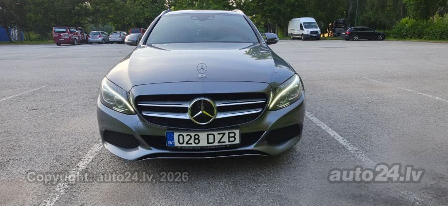 Grey Mercedes-Benz C-Class 2016 in Tartu, with an engine capacity of 2.10 L and mileage of 234 thousand km for 17000 €, photo 1 on AUTOMOTO.COM.LV