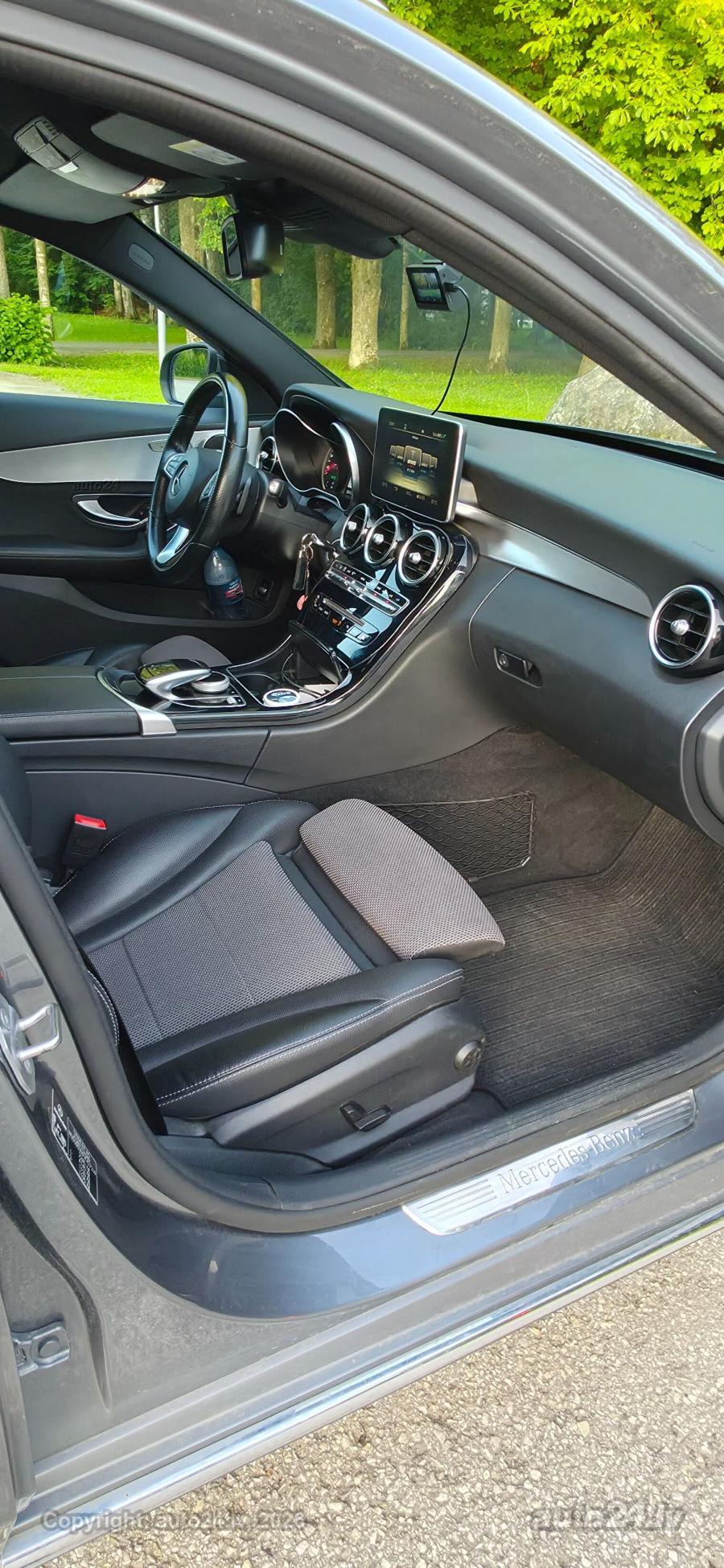 Grey Mercedes-Benz C-Class 2016 in Tartu, with an engine capacity of 2.10 L and mileage of 234 thousand km for 17000 €, photo 11 on AUTOMOTO.COM.LV