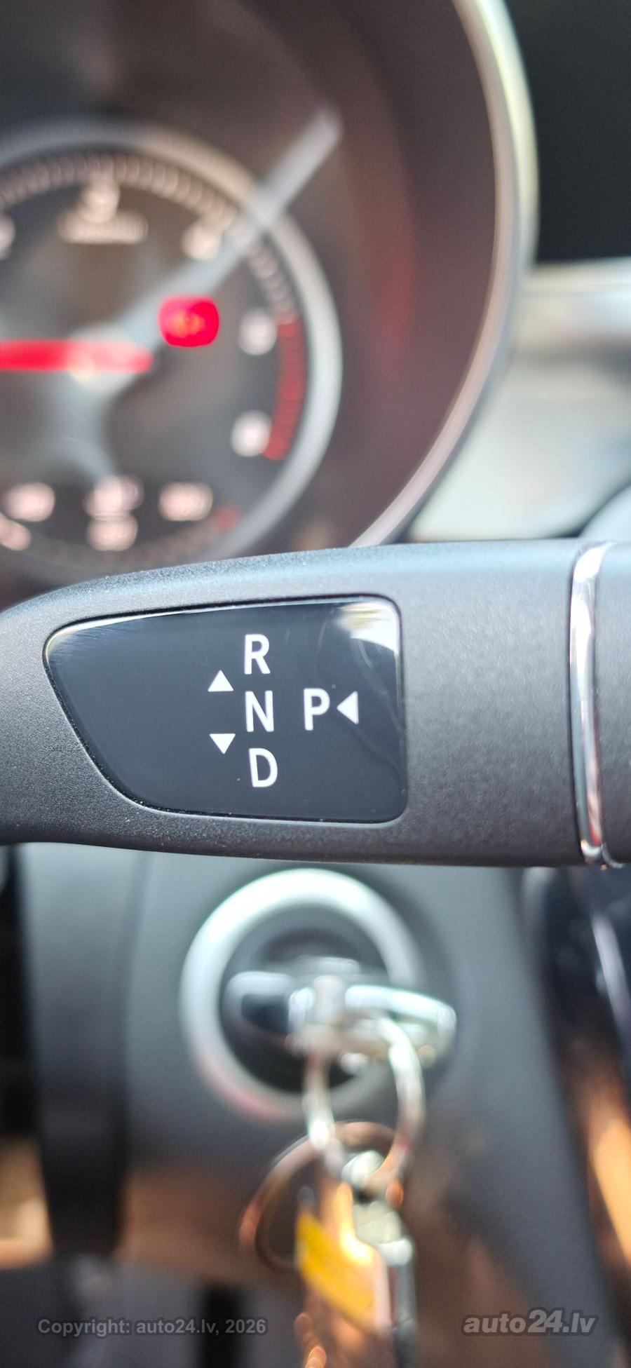 Grey Mercedes-Benz C-Class 2016 in Tartu, with an engine capacity of 2.10 L and mileage of 234 thousand km for 17000 €, photo 20 on AUTOMOTO.COM.LV