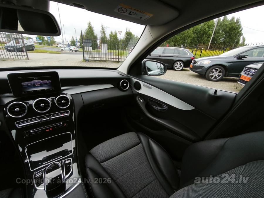 Pelēks Mercedes-Benz C-Class 2016 Tartu, ar dzinēja tilpumu 2.10 L un nobraukumu 205 tūkst. km par 13500 €, foto 8 vietnē AUTOMOTO.COM.LV