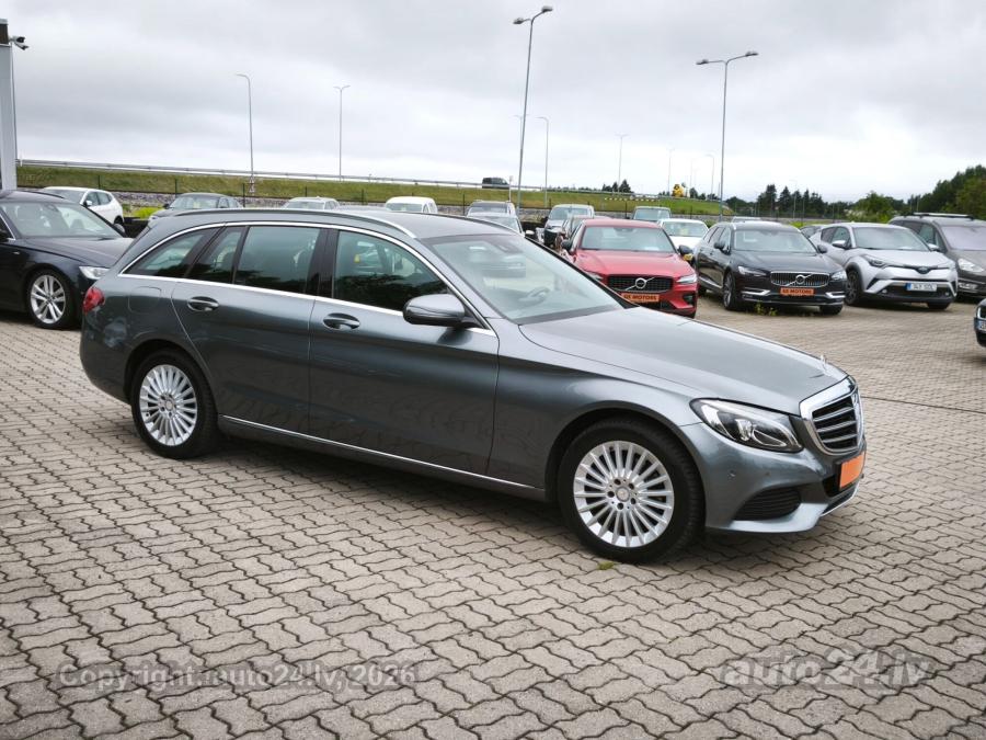 Pelēks Mercedes-Benz C-Class 2016 Tartu, ar dzinēja tilpumu 2.10 L un nobraukumu 205 tūkst. km par 13500 €, foto 12 vietnē AUTOMOTO.COM.LV