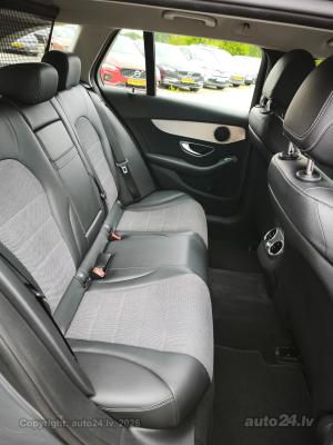 Pelēks Mercedes-Benz C-Class 2016 Tartu, ar dzinēja tilpumu 2.10 L un nobraukumu 205 tūkst. km par 13500 €, foto 15 vietnē AUTOMOTO.COM.LV