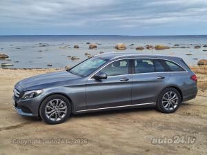 Grey Mercedes-Benz C-Class 2017 in Tallinn, with an engine capacity of 2.10 L and mileage of 309 thousand km for 11500 €, photo 3 on AUTOMOTO.COM.LV