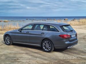 Grey Mercedes-Benz C-Class 2017 in Tallinn, with an engine capacity of 2.10 L and mileage of 309 thousand km for 11500 €, photo 5 on AUTOMOTO.COM.LV