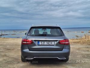 Grey Mercedes-Benz C-Class 2017 in Tallinn, with an engine capacity of 2.10 L and mileage of 309 thousand km for 11500 €, photo 8 on AUTOMOTO.COM.LV