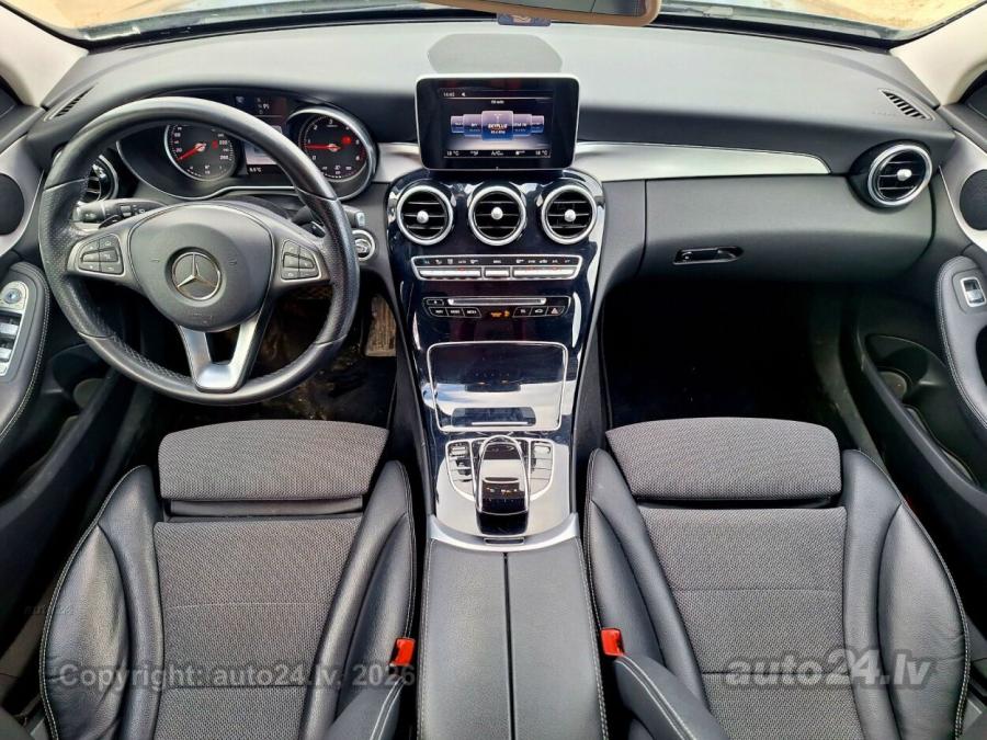 Grey Mercedes-Benz C-Class 2017 in Tallinn, with an engine capacity of 2.10 L and mileage of 309 thousand km for 11500 €, photo 10 on AUTOMOTO.COM.LV