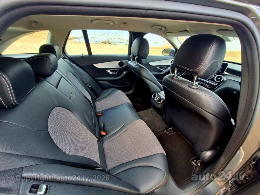 Grey Mercedes-Benz C-Class 2017 in Tallinn, with an engine capacity of 2.10 L and mileage of 309 thousand km for 11500 €, photo 14 on AUTOMOTO.COM.LV