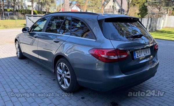 Grey Mercedes-Benz C-Class 2017 in Tallinn, with an engine capacity of 2.10 L and mileage of 172 thousand km for 14499 €, photo 7 on AUTOMOTO.COM.LV
