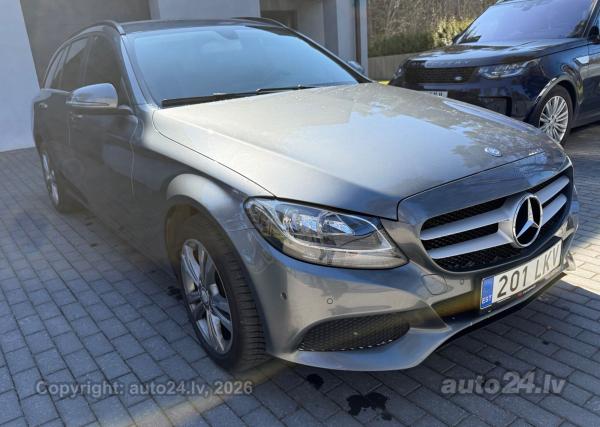 Grey Mercedes-Benz C-Class 2017 in Tallinn, with an engine capacity of 2.10 L and mileage of 172 thousand km for 14499 €, photo 8 on AUTOMOTO.COM.LV