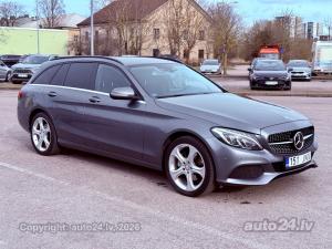 Grey Mercedes-Benz C-Class 2017 in Tallinn, with an engine capacity of 2.10 L and mileage of 235 thousand km for 17900 €, photo 4 on AUTOMOTO.COM.LV