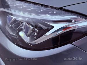 Grey Mercedes-Benz C-Class 2017 in Tallinn, with an engine capacity of 2.10 L and mileage of 235 thousand km for 17900 €, photo 10 on AUTOMOTO.COM.LV