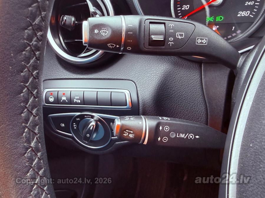Grey Mercedes-Benz C-Class 2017 in Tallinn, with an engine capacity of 2.10 L and mileage of 235 thousand km for 17900 €, photo 13 on AUTOMOTO.COM.LV