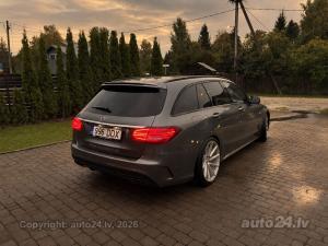 Pelēks Mercedes-Benz C-Class 2017 Tallina, ar dzinēja tilpumu 3.00 L un nobraukumu 210 tūkst. km par 27900 €, foto 5 vietnē AUTOMOTO.COM.LV