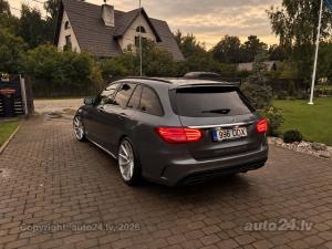 Pelēks Mercedes-Benz C-Class 2017 Tallina, ar dzinēja tilpumu 3.00 L un nobraukumu 210 tūkst. km par 27900 €, foto 7 vietnē AUTOMOTO.COM.LV