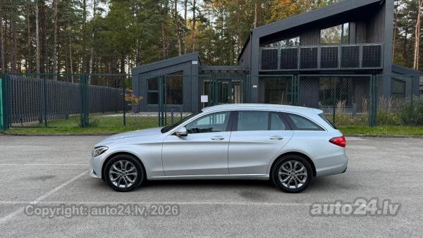 Grey Mercedes-Benz C-Class 2017 in Tallinn, with an engine capacity of 2.10 L and mileage of 238 thousand km for 13890 €, photo 7 on AUTOMOTO.COM.LV