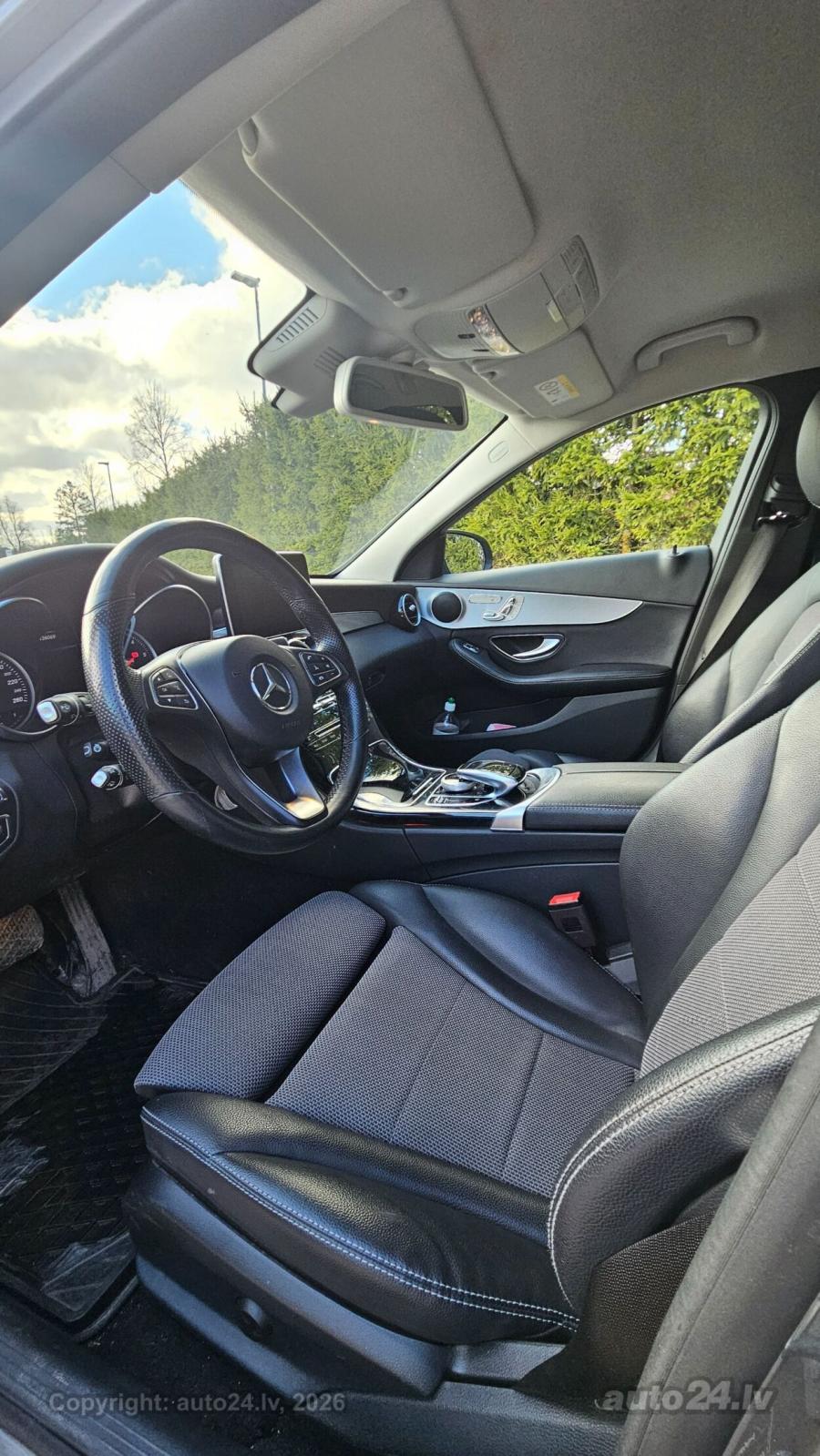 Grey Mercedes-Benz C-Class 2018 in Tallinn, with an engine capacity of 2.10 L and mileage of 136 thousand km for 23500 €, photo 14 on AUTOMOTO.COM.LV