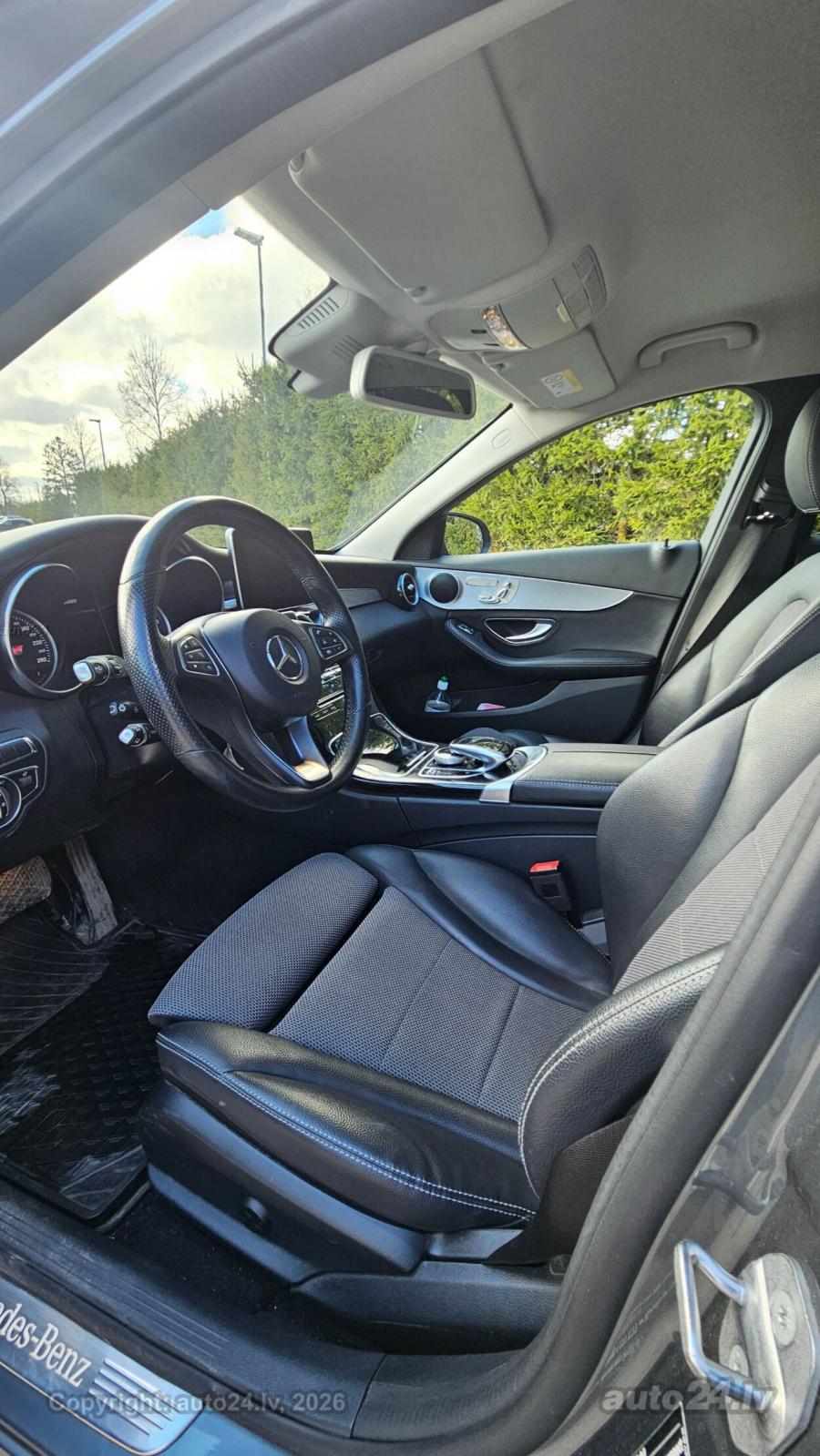 Grey Mercedes-Benz C-Class 2018 in Tallinn, with an engine capacity of 2.10 L and mileage of 136 thousand km for 23500 €, photo 15 on AUTOMOTO.COM.LV