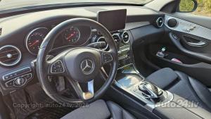Grey Mercedes-Benz C-Class 2018 in Tallinn, with an engine capacity of 2.10 L and mileage of 136 thousand km for 23500 €, photo 16 on AUTOMOTO.COM.LV