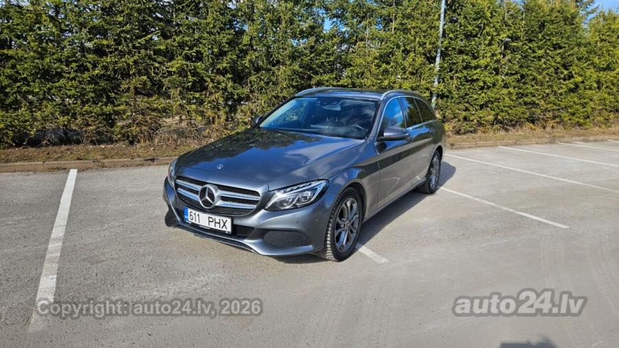 Pelēks Mercedes-Benz C-Class 2018 Tallina, ar dzinēja tilpumu 2.10 L un nobraukumu 136 tūkst. km par 23500 €, foto 5 vietnē AUTOMOTO.COM.LV
