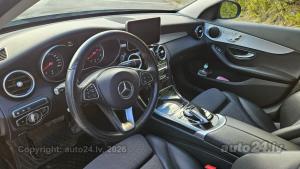 Pelēks Mercedes-Benz C-Class 2018 Tallina, ar dzinēja tilpumu 2.10 L un nobraukumu 136 tūkst. km par 23500 €, foto 17 vietnē AUTOMOTO.COM.LV