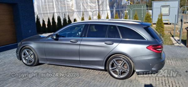 Grey Mercedes-Benz C-Class 2018 in Tallinn, with an engine capacity of 2.00 L and mileage of 175 thousand km for 21500 €, photo 10 on AUTOMOTO.COM.LV