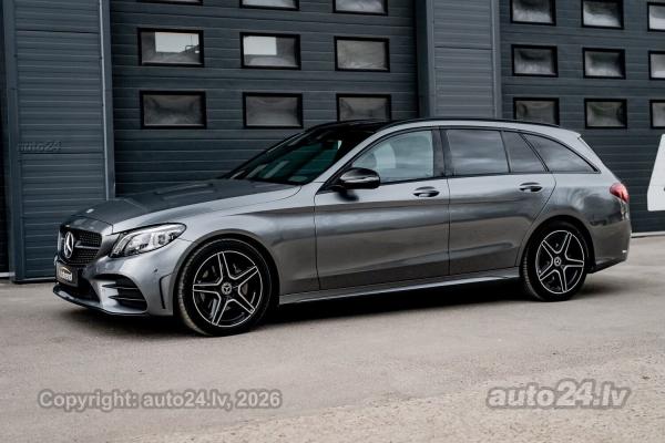 Grey Mercedes-Benz C-Class 2018 in Parnu, with an engine capacity of 2.00 L and mileage of 244 thousand km for 18390 €, photo 2 on AUTOMOTO.COM.LV