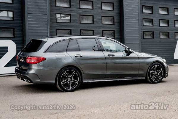 Grey Mercedes-Benz C-Class 2018 in Parnu, with an engine capacity of 2.00 L and mileage of 244 thousand km for 18390 €, photo 7 on AUTOMOTO.COM.LV