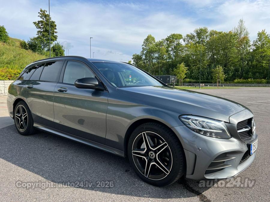 Pelēks Mercedes-Benz C-Class 2018 Tallina, ar dzinēja tilpumu 2.00 L un nobraukumu 239 tūkst. km par 14500 €, foto 8 vietnē AUTOMOTO.COM.LV