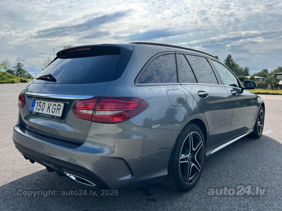 Pelēks Mercedes-Benz C-Class 2018 Tallina, ar dzinēja tilpumu 2.00 L un nobraukumu 239 tūkst. km par 14500 €, foto 11 vietnē AUTOMOTO.COM.LV