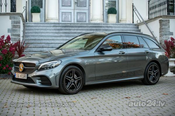 Grey Mercedes-Benz C-Class 2018 in Tallinn, with an engine capacity of 2.00 L and mileage of 219 thousand km for 17499 €, photo 4 on AUTOMOTO.COM.LV
