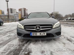 Pelēks Mercedes-Benz C-Class 2019 Tallina, ar dzinēja tilpumu 2.00 L un nobraukumu 184 tūkst. km par 14999 €, foto 2 vietnē AUTOMOTO.COM.LV
